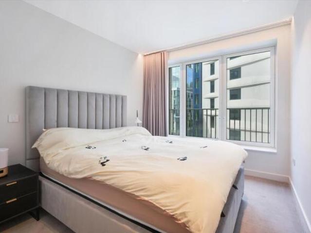 1 bedroom flat for rent in Capella Court, Lewis Cubitt Park, London N1C