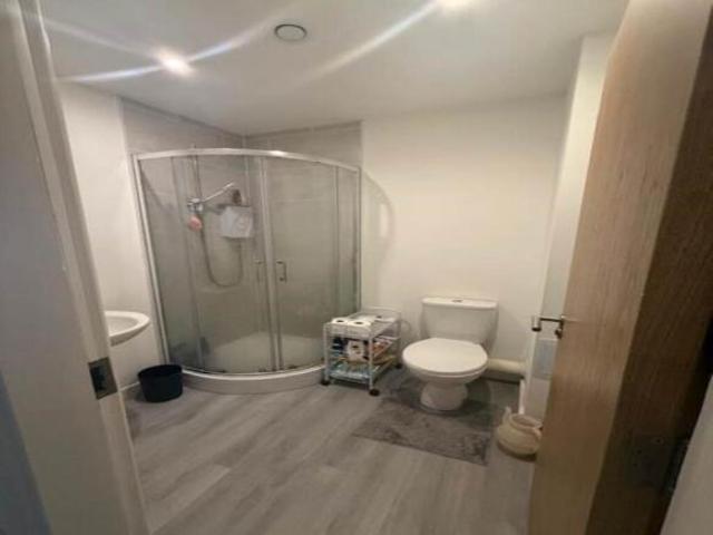1 bedroom flat for rent in Card House, Bingley Road, BD9