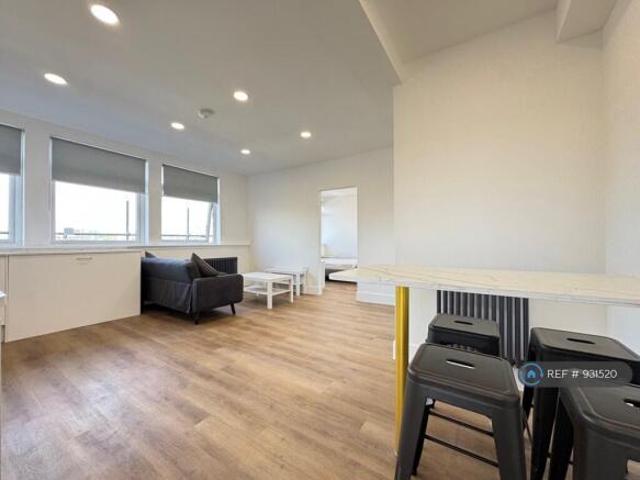 1 bedroom flat for rent in Cardiff Road, Luton, LU1