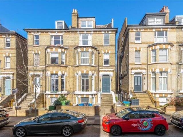 1 bedroom flat for rent in Cardigan Road, Richmond, TW10