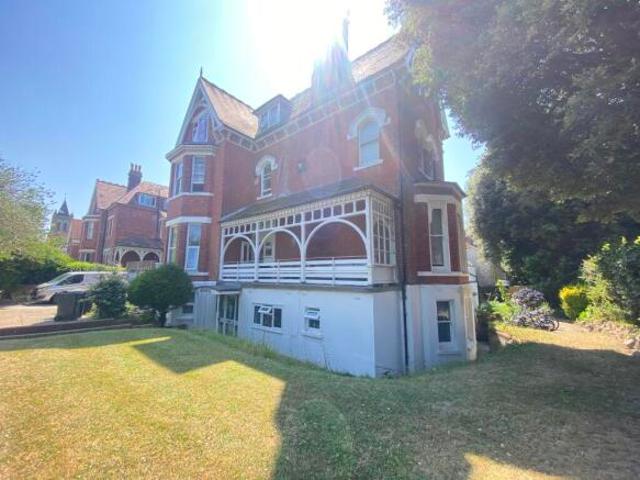 1 bedroom flat for rent in Carlisle Road, Eastbourne, East Sussex, BN20