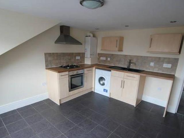 1 bedroom flat for rent in Carnarvon Road ClactononSea CO15