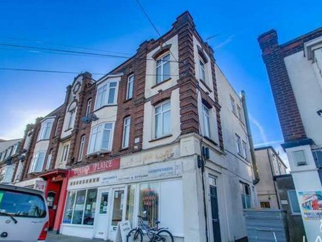 1 bedroom flat for rent in Carnarvon Road ClactonOnSea CO15