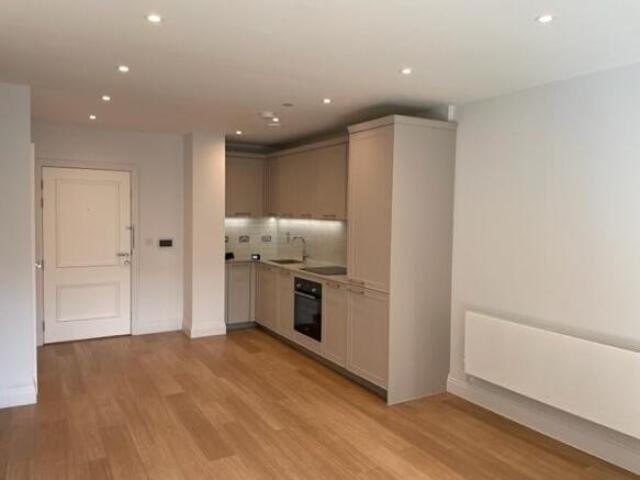 1 bedroom flat for rent in Carraway Street, Reading, RG1