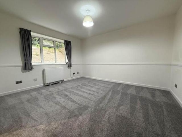 1 bedroom flat for rent in Carrington Court, 18 Broadwater Down, Tunbridge Wells, TN2