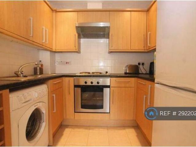 1 bedroom flat for rent in Castle Court, Sydenham, SE26