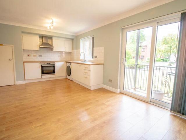 1 bedroom flat for rent in Castle Marina, Nottingham, NG7