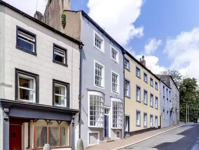 1 bedroom flat for rent in Castlegate, birdermouth, CA13