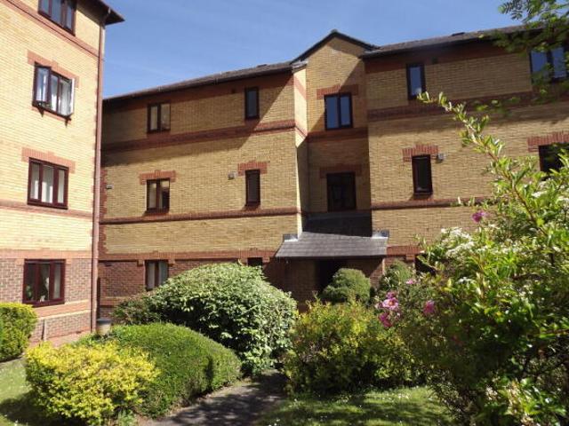 1 bedroom flat for rent in Caslon Court, Somerset Street, BS1