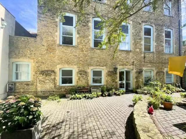 1 bedroom flat for rent in Catherine Street, Frome, BA11