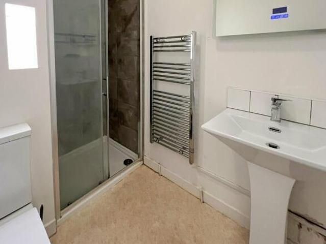 1 bedroom flat for rent in Cave Street, Bristol, BS2
