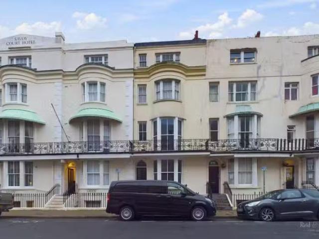 1 bedroom flat for rent in Cavendish Place, Town / Seafront, B.