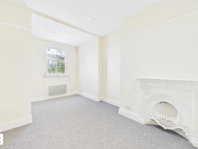 1 bedroom flat for rent in Cavendish Place, Town / Seafront, BN21