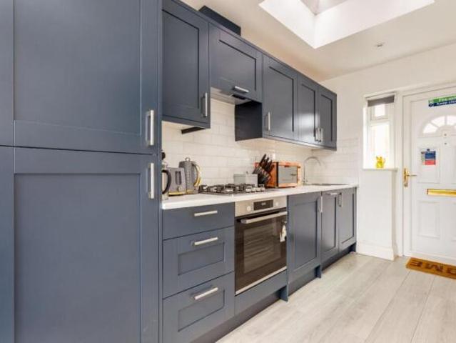 1 bedroom flat for rent in Cavendish Road, Clapham, SW12