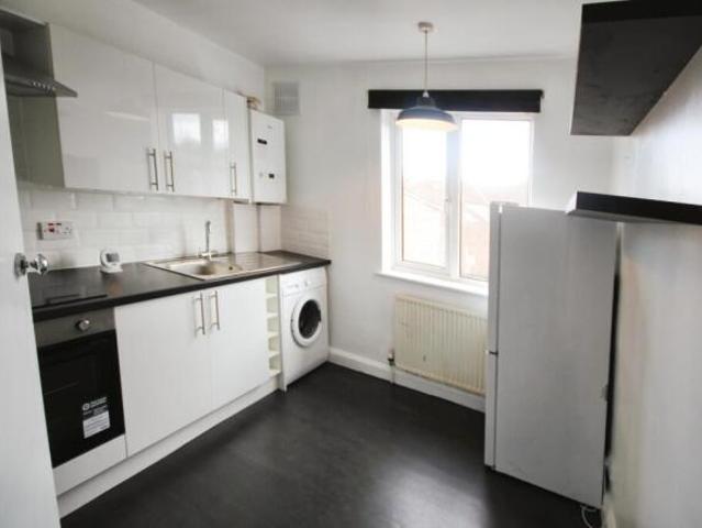 1 bedroom flat for rent in Cemetery Road, York, YO10
