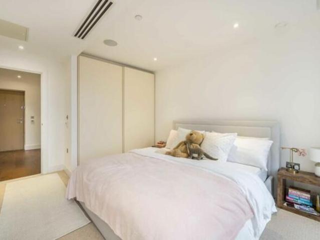 1 bedroom flat for rent in Central Avenue, Fulham, SW6