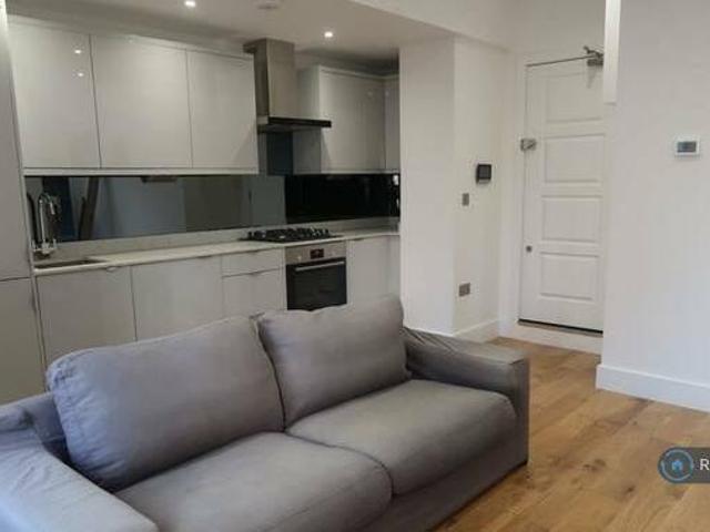 1 bedroom flat for rent in Central House London E15