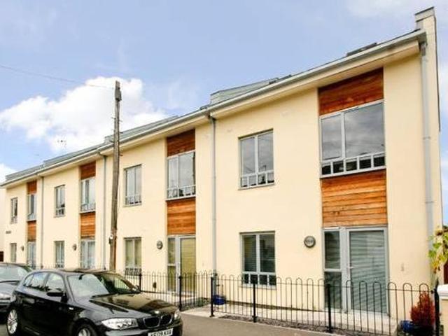 1 bedroom flat for rent in Centurion Court Roman Road Cheltenham GL51