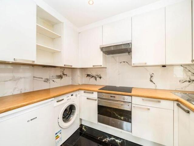 1 bedroom flat for rent in Cedar Close, West Dulwich, SE21