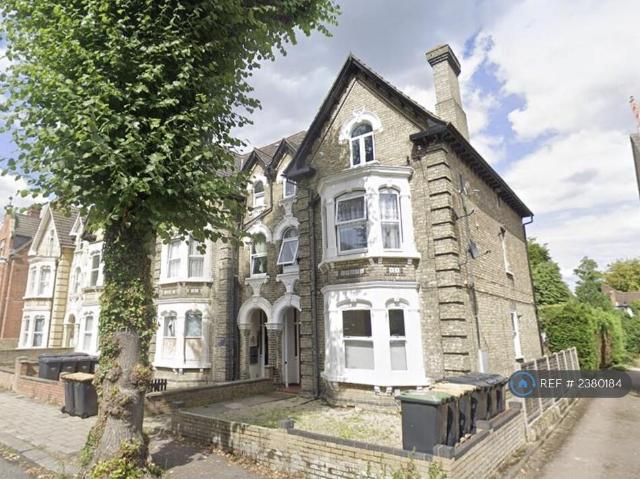 1 bedroom flat for rent in Chaucer Road, Bedford, MK40