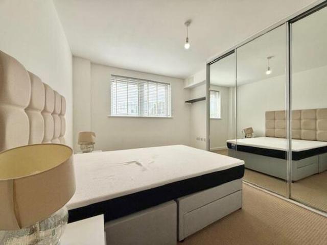 1 bedroom apartment for rent in Chadbourn Street, E14