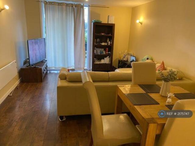 1 bedroom flat for rent in Chadwell Lane, London, N8