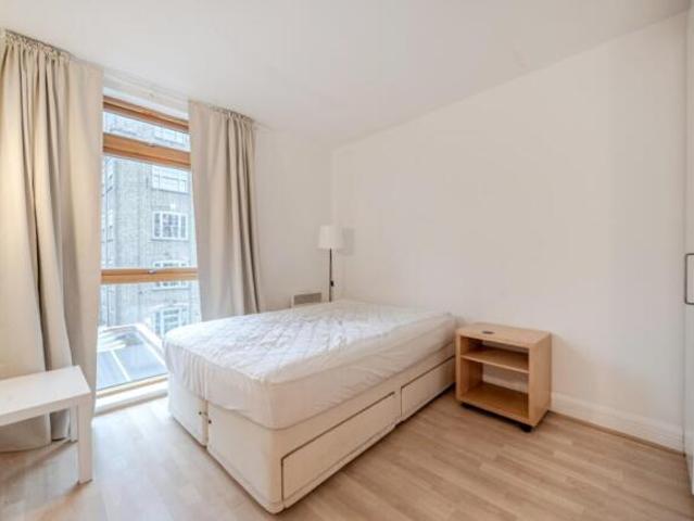 1 bedroom flat for rent in Chalk Farm Road London NW1