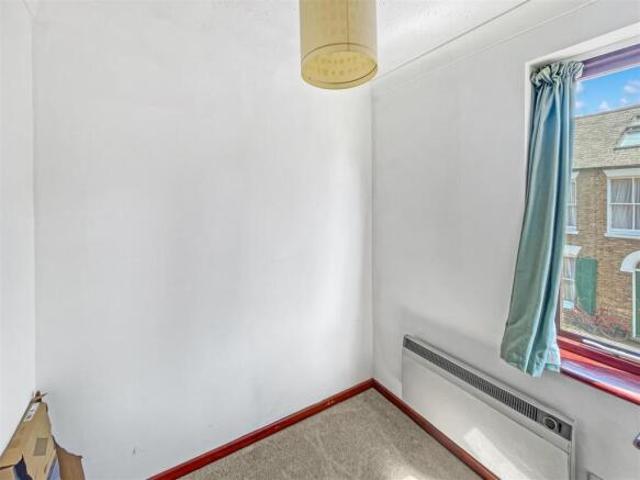 1 bedroom flat for rent in Chamberlin Court, Cambridge, CB4