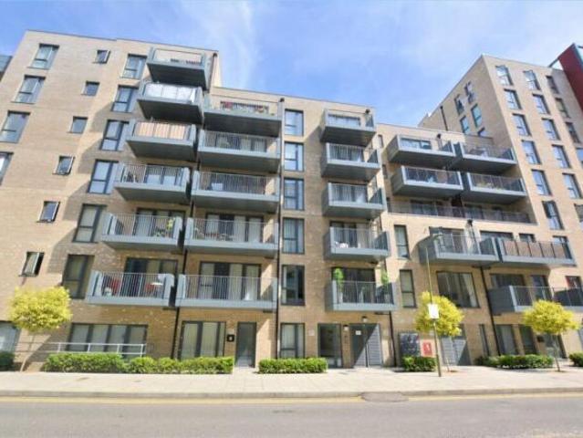 1 bedroom flat for rent in Charcot Road, London, NW9