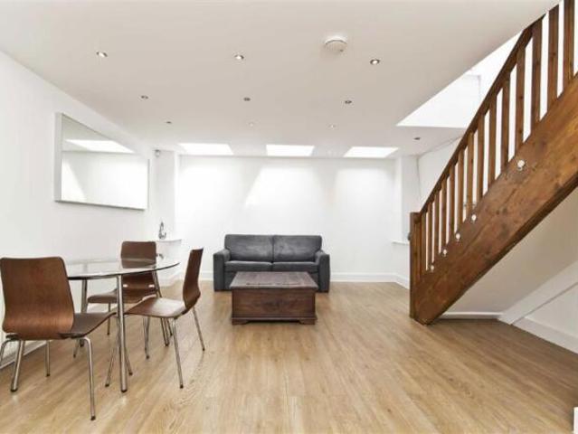 1 bedroom flat for rent in Charlotte Place, Fitzrovia & Covent Garden, W1T