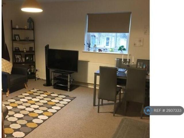 1 bedroom flat for rent in Charlotte Road, Wallington, SM6