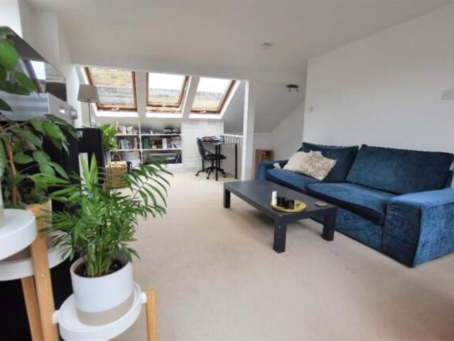 1 bedroom flat for rent in Charlton Place, London, N1