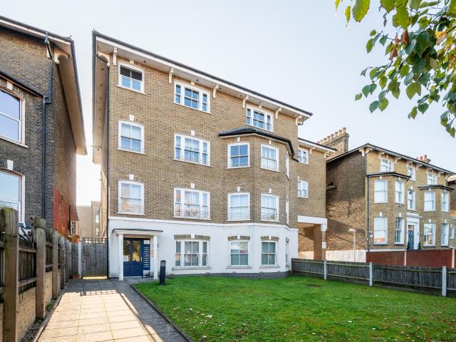 1 Bedroom Flat for Rent in Charlton Road | Foxtons