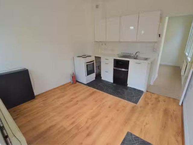 1 bedroom flat for rent in Charminster Road, Bournemouth, Dors.