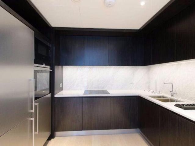 1 bedroom flat for rent in Charrington Tower, 11 Biscayne Avenue, Canary Wharf. Blackwall Way, London, E14 9AY, E14