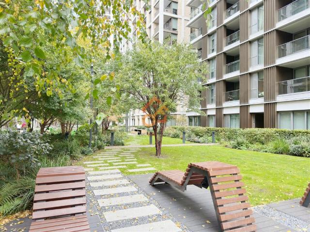1 bedroom flat for rent in Chartwell House, 4 Palmer Road, London SW11