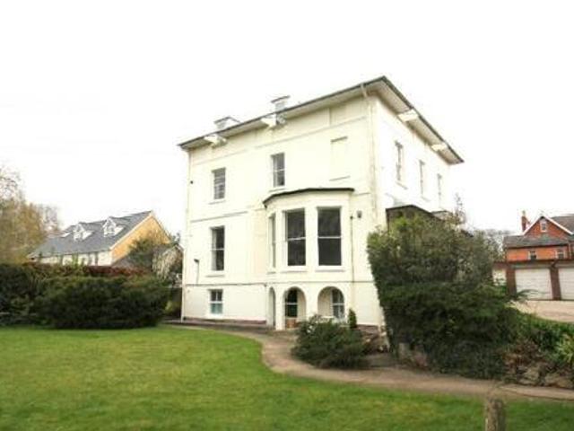 1 Bedroom Flat For Rent In Cheltenham, Gloucestershire