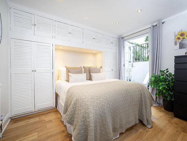 1 bedroom flat for rent in Chepstow Road, London, W2