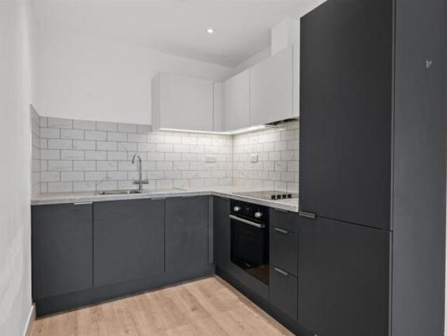 1 bedroom flat for rent in Cherry Orchard West, Kembrey Park, Upper Stratton, Swindon, SN2