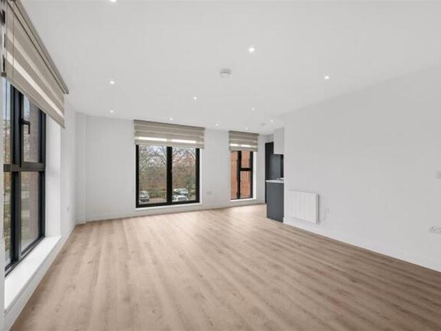 1 bedroom flat for rent in Cherry Orchard East, Kembrey Park, Swindon, SN2