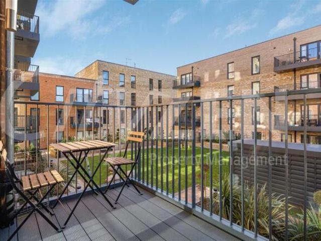 1 bedroom flat for rent in Chismon House, Vousden Grove, London, SE28
