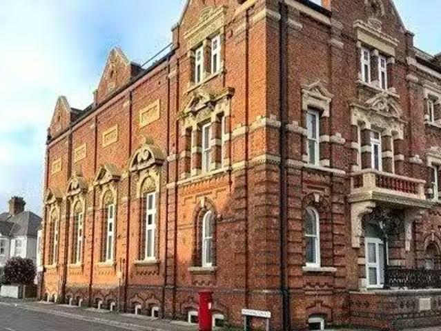 1 bedroom flat for rent in Christchuch Road, Pokesdown, BH7