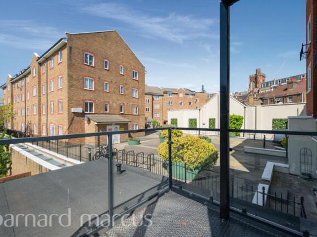 1 bedroom flat for rent in Church Lane, London, W3