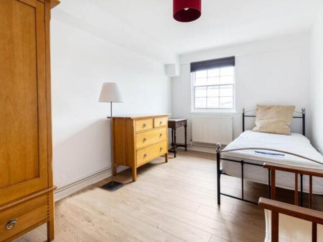 1 bedroom flat for rent in Church Street, St Johns Wood, London, NW8