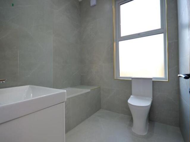 1 bedroom flat for rent in Church Road, London, W3