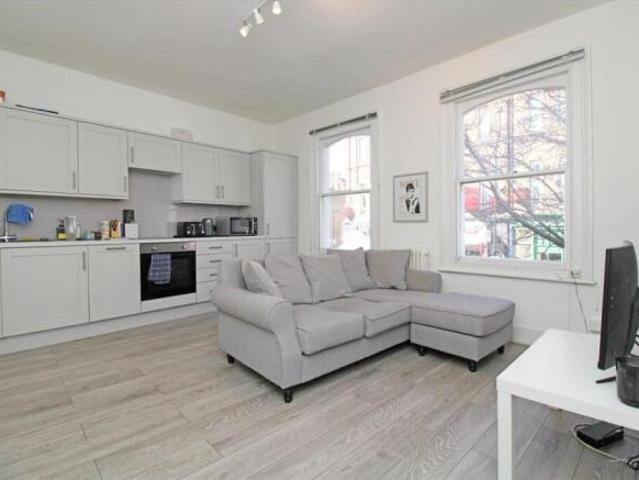 1 bedroom flat for rent in Churchfield Road, Acton, W3