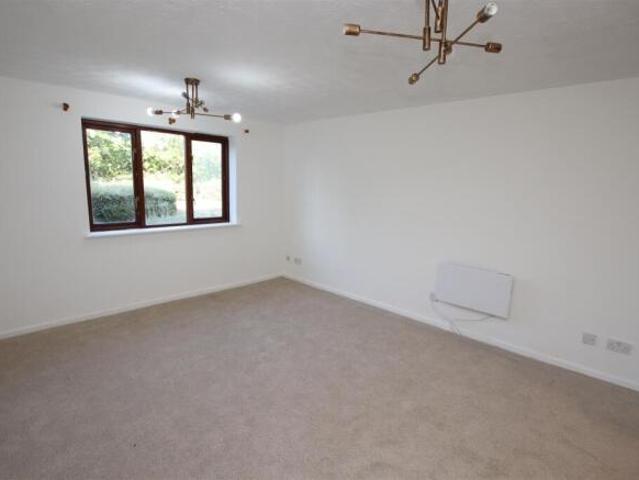1 bedroom flat for rent in Churchill Close, Dartford, DA1