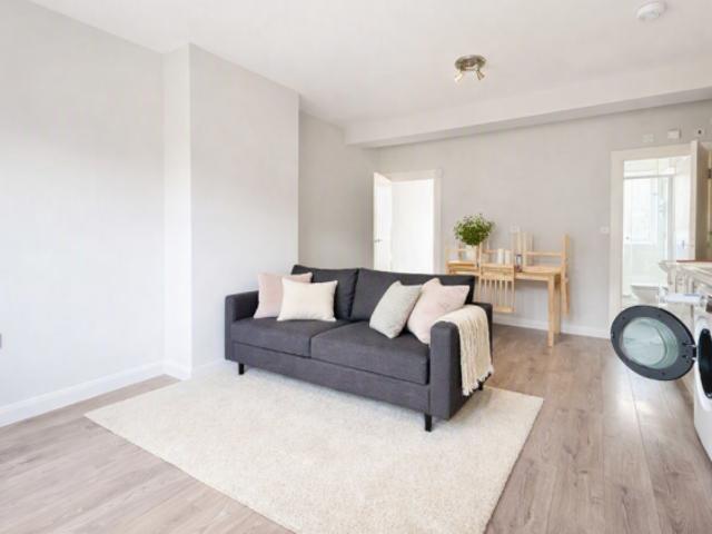 1 bedroom flat for rent in Churston Close, Tulse Hill, London, SW2