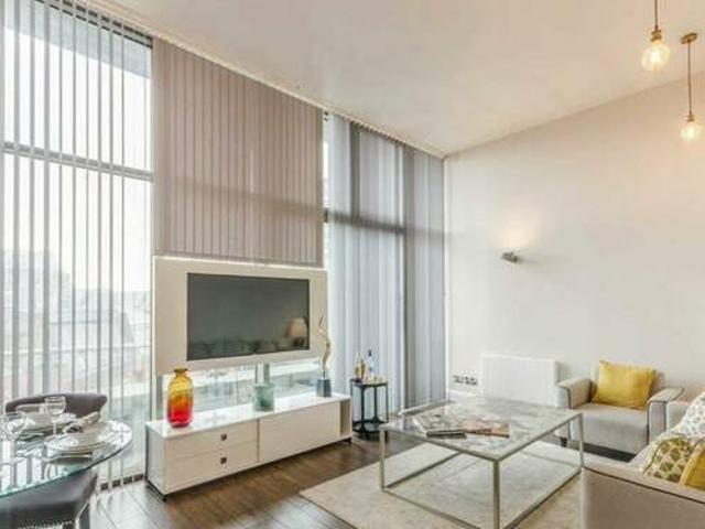 1 bedroom flat for rent in City Road City London EC1V