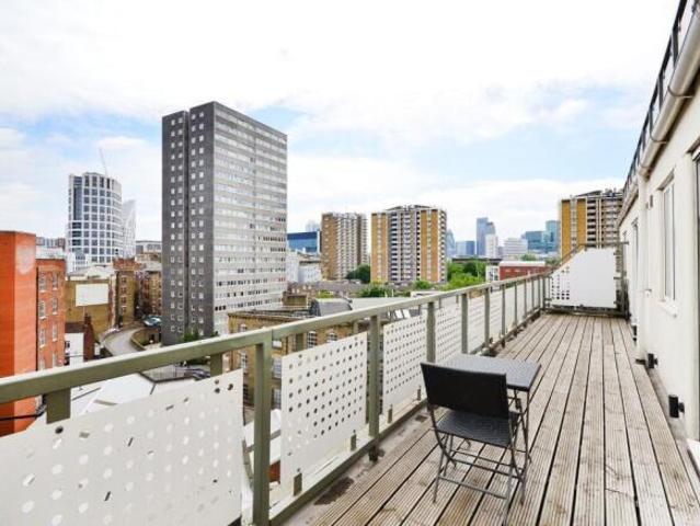 1 bedroom flat for rent in City Road, Islington, London, EC1V